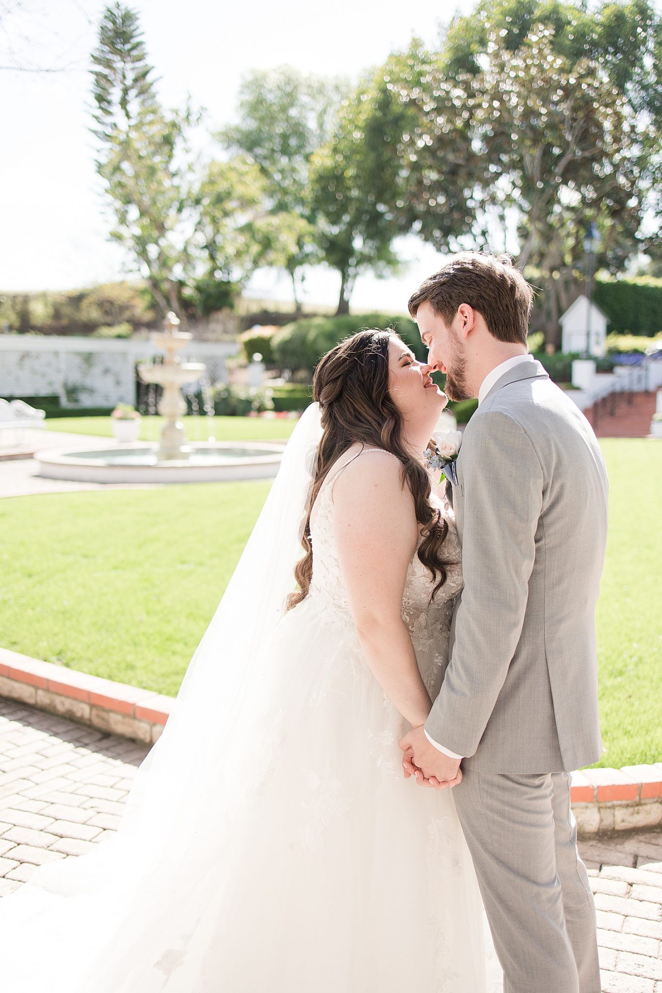 Marisa & Austin | Grand Tradition Estate Wedding - paigehillphotography.com